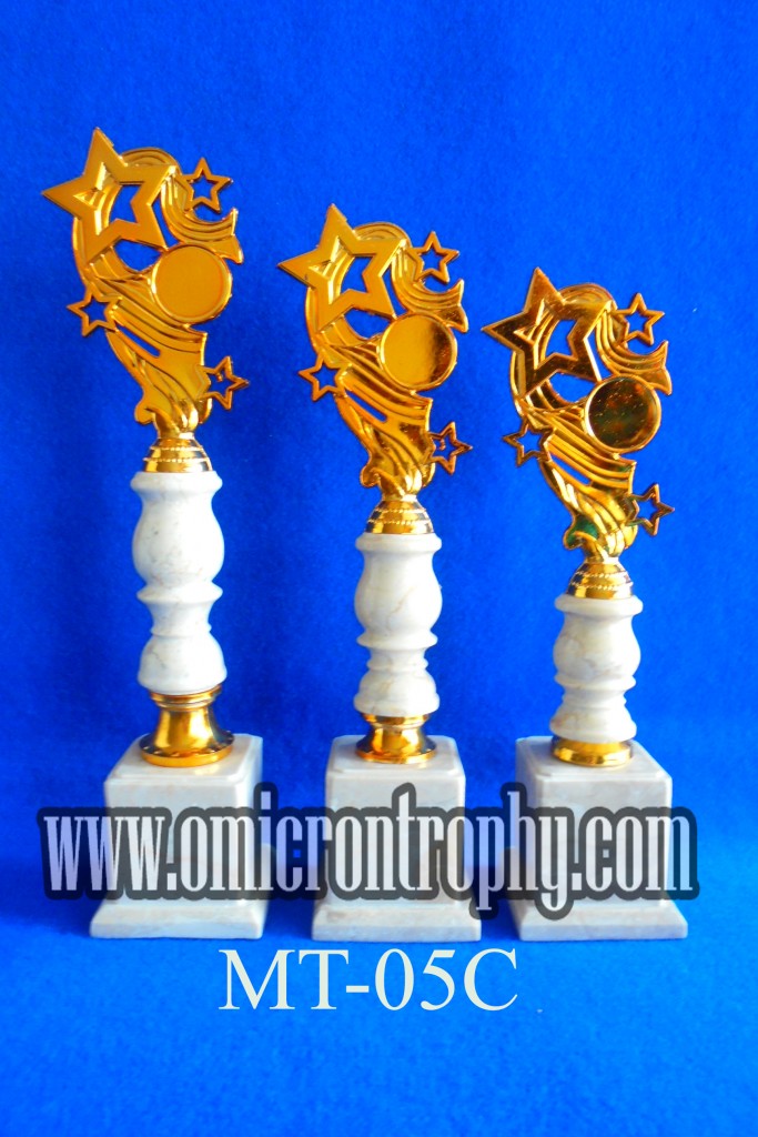 Jual Piala Kecil Satuan Harga Murah - Omicron Trophy