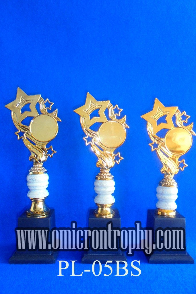 Jual Piala Kecil Satuan Harga Murah - Omicron Trophy