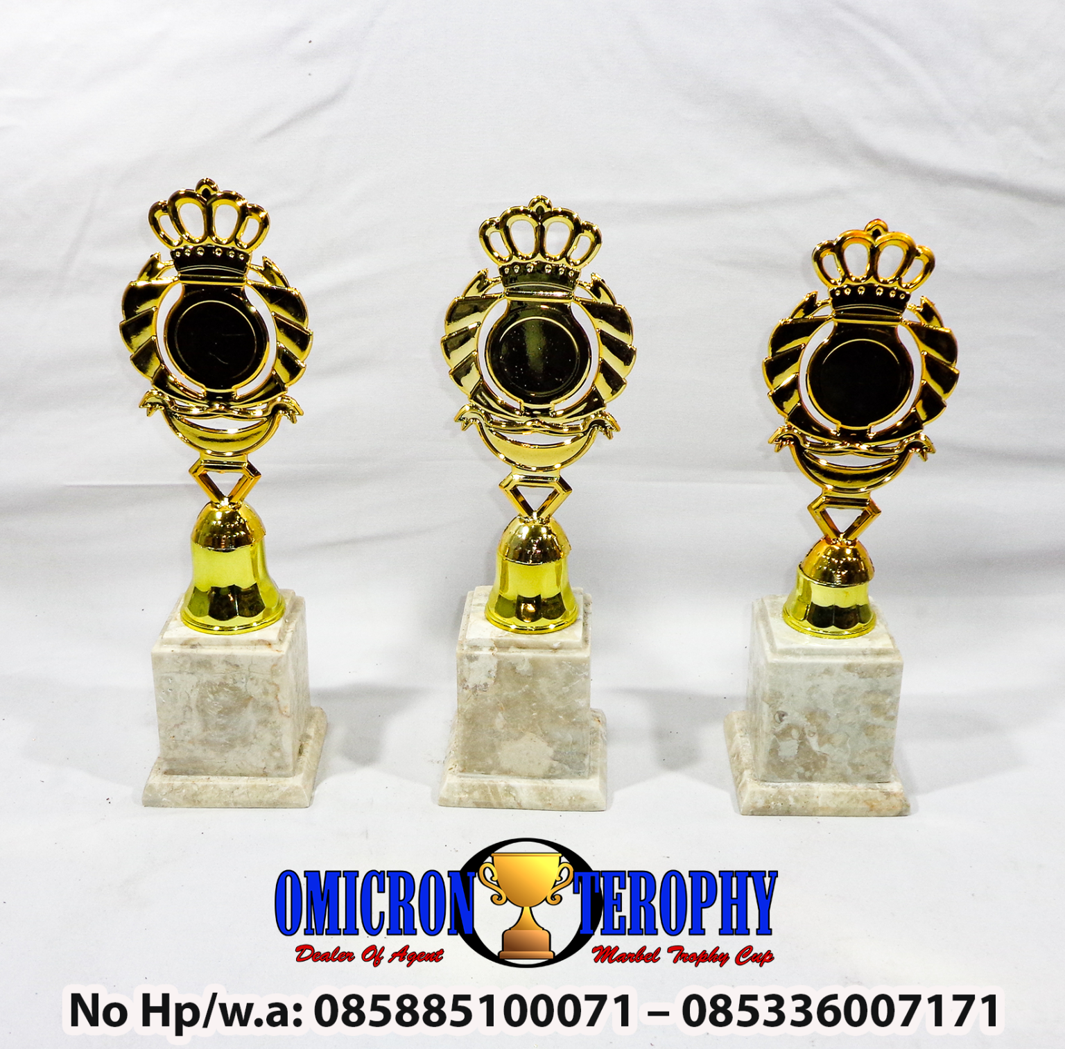 Model Piala Terbaru Kaki Satu